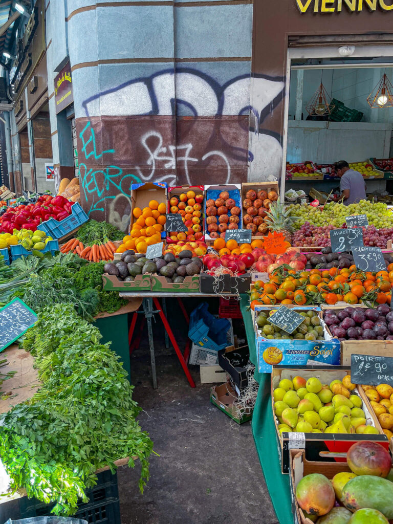 How to Spend One Perfect Day in Marseille, France - Two Sisters Abroad